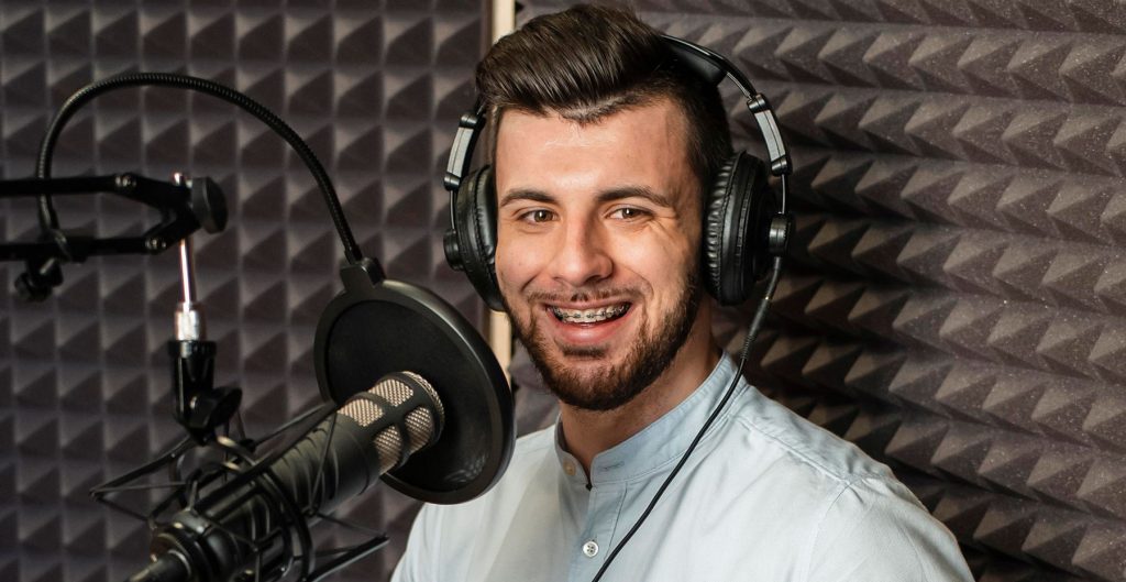 La voz de un locutor y los canales de difusión - Audiomarketing